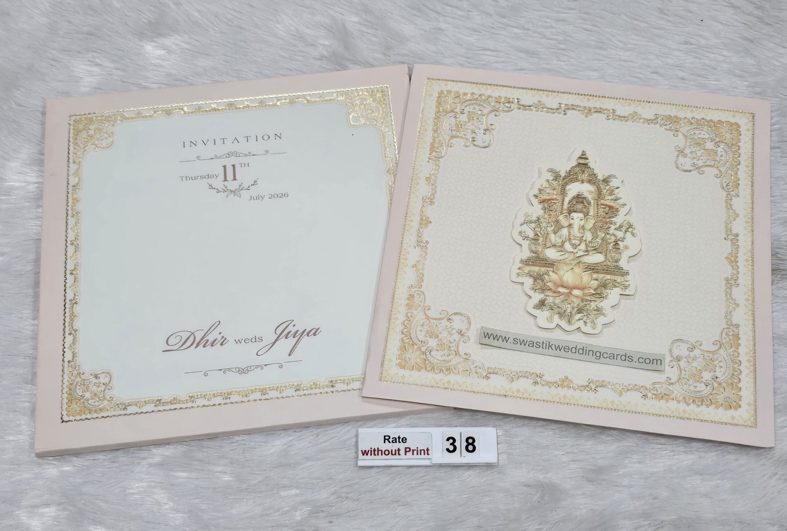 Premium quality Folder style wedding invitation card with Ganesha ...
