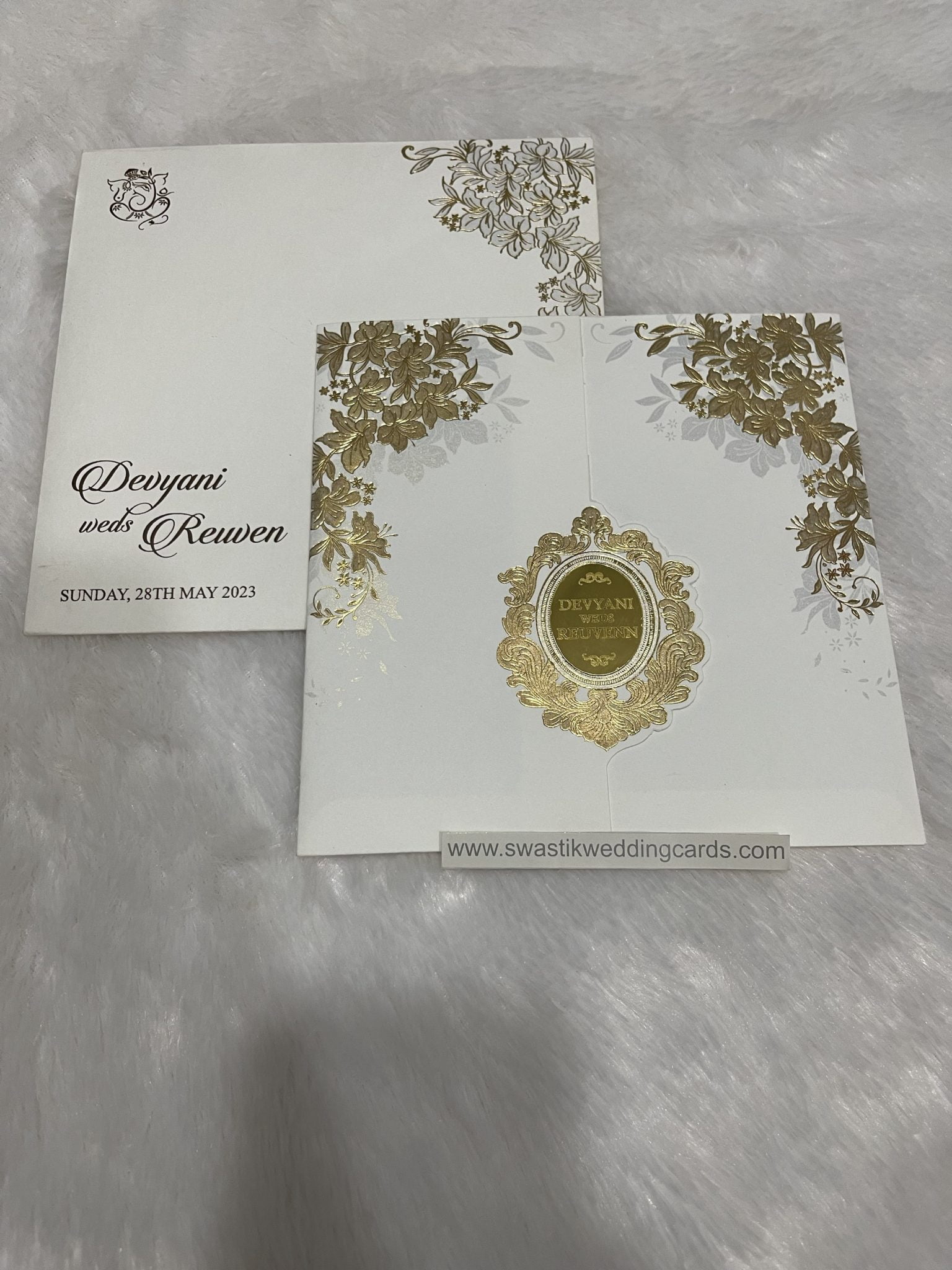 Folder style wedding invitation cards – Swastik Cards