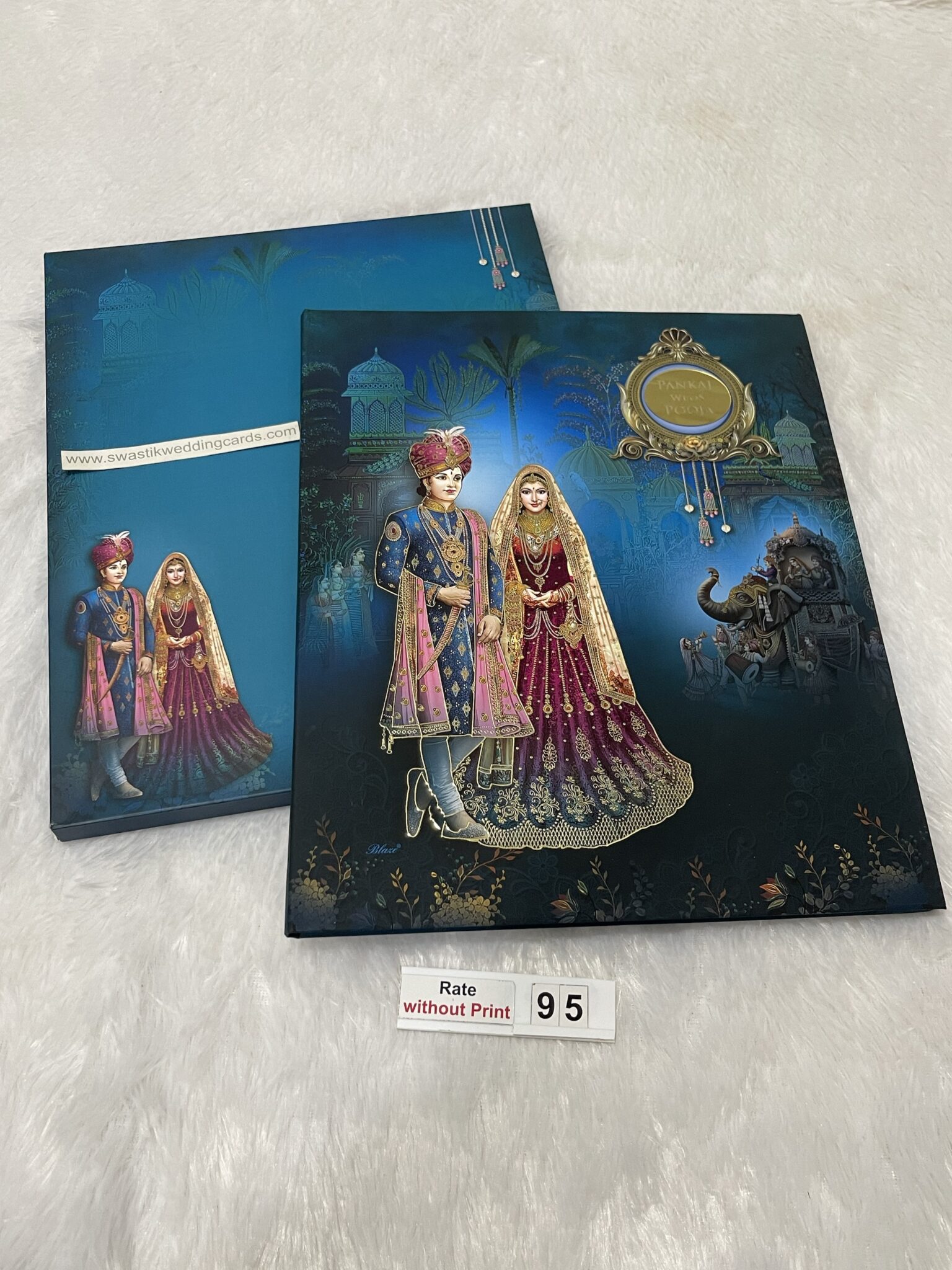 Hardbound traditional Dulha and Dulhan wedding invitation cards with ...