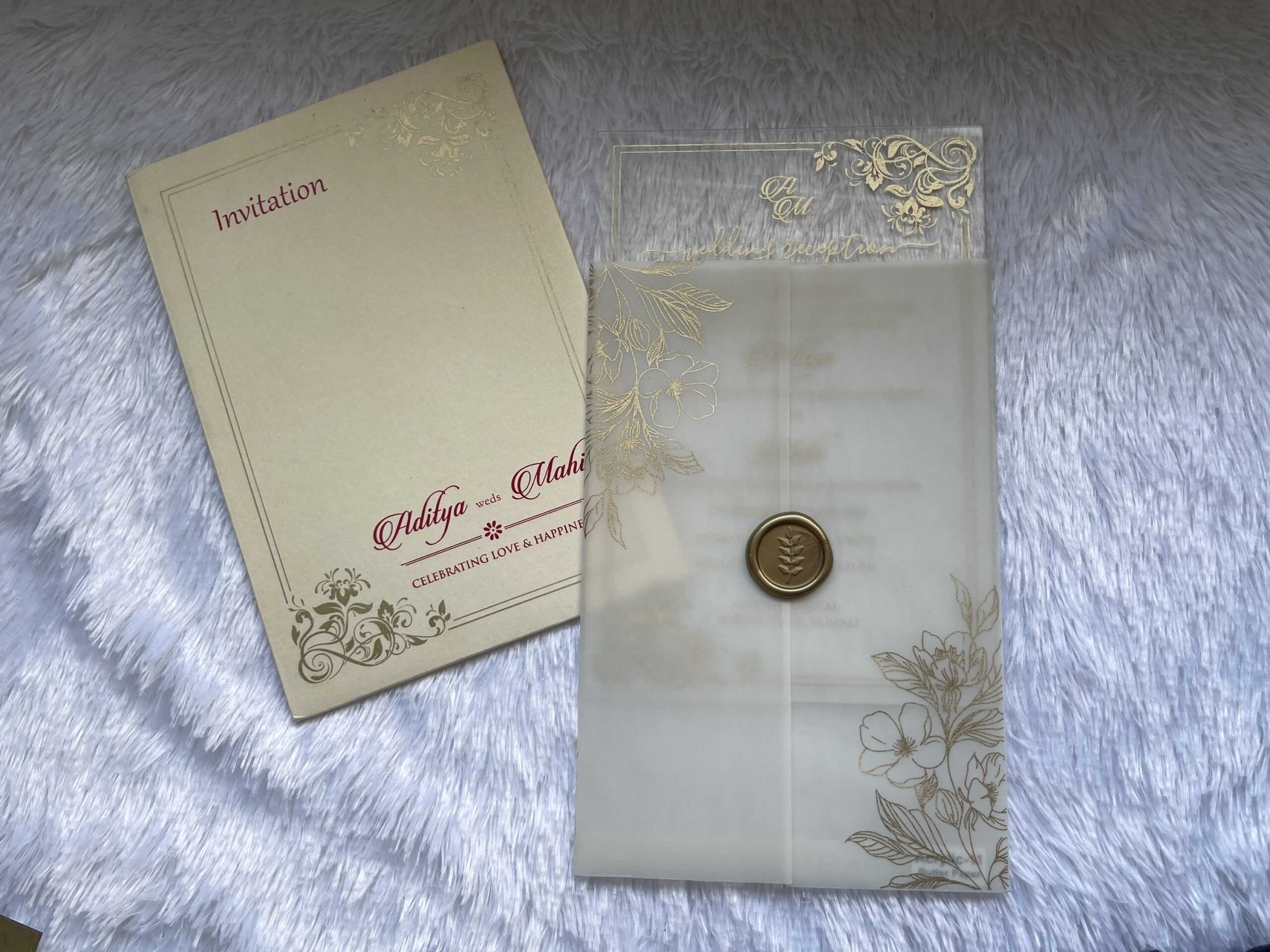 Acrylic (Clear) wedding invitation card with premium quality box cover ...